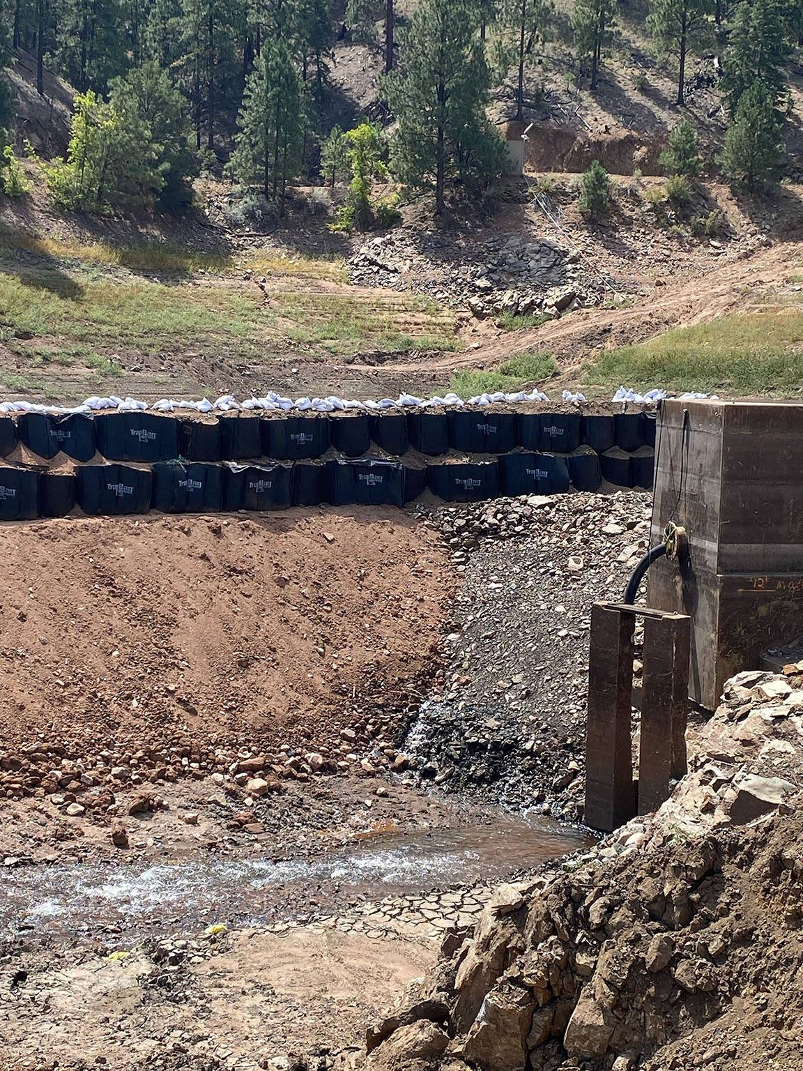 Best Cofferdam Alternatives: TrapBags vs. Sheet Pile Cofferdams